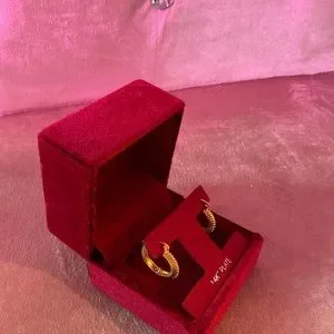 Simply Silver | Jewelry | Simply Silver Os Gold | Poshmark